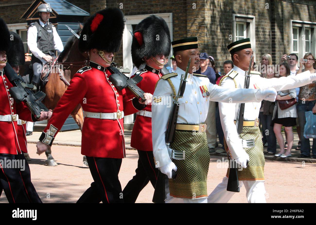 The Royal Malay Regiment who have become the first all-Islamic Company ...