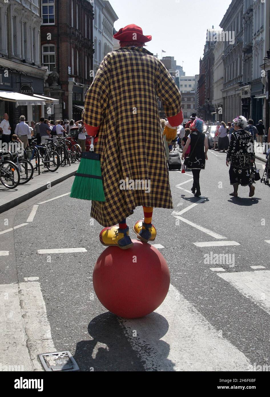 Mayfair events in london hi-res stock photography and images - Alamy