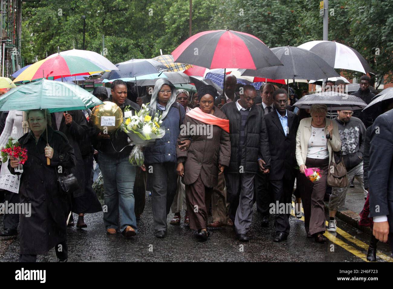 The mother and family of 14 year old murder victim David Idowu laid ...