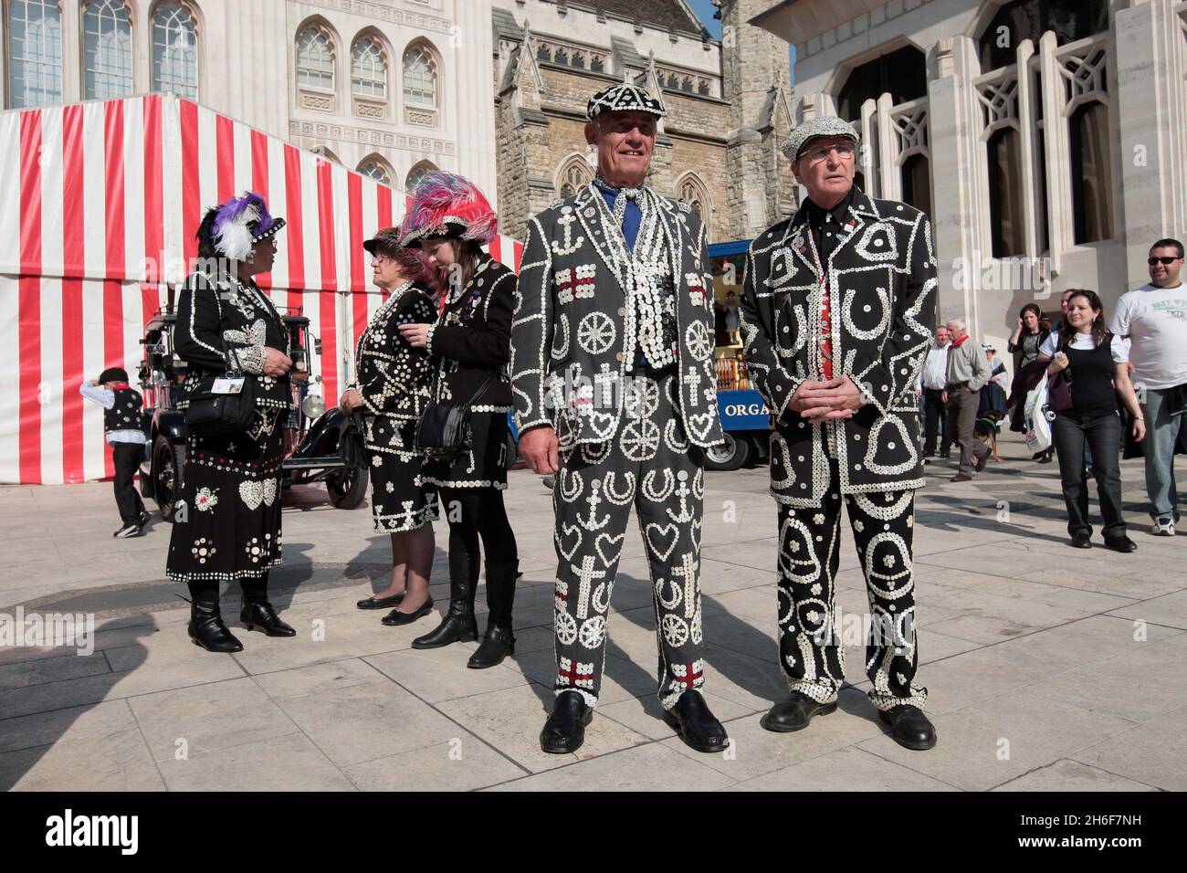 The London Pearly Kings & Queens Society Costermongers harvest festival ...
