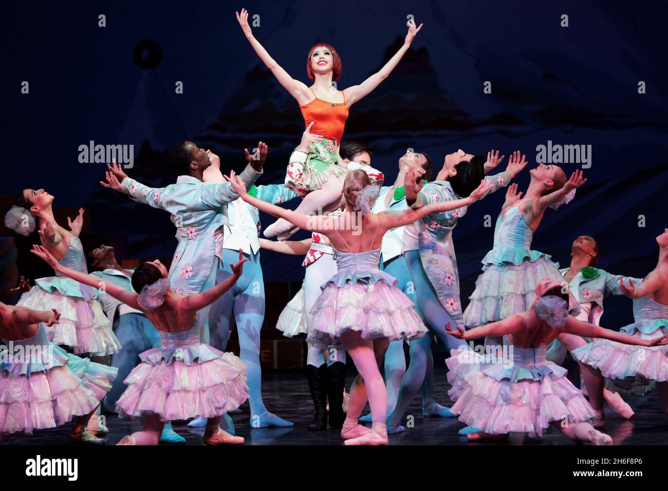 The Nutcracker is performed at the Coliseum in London Stock Photo - Alamy