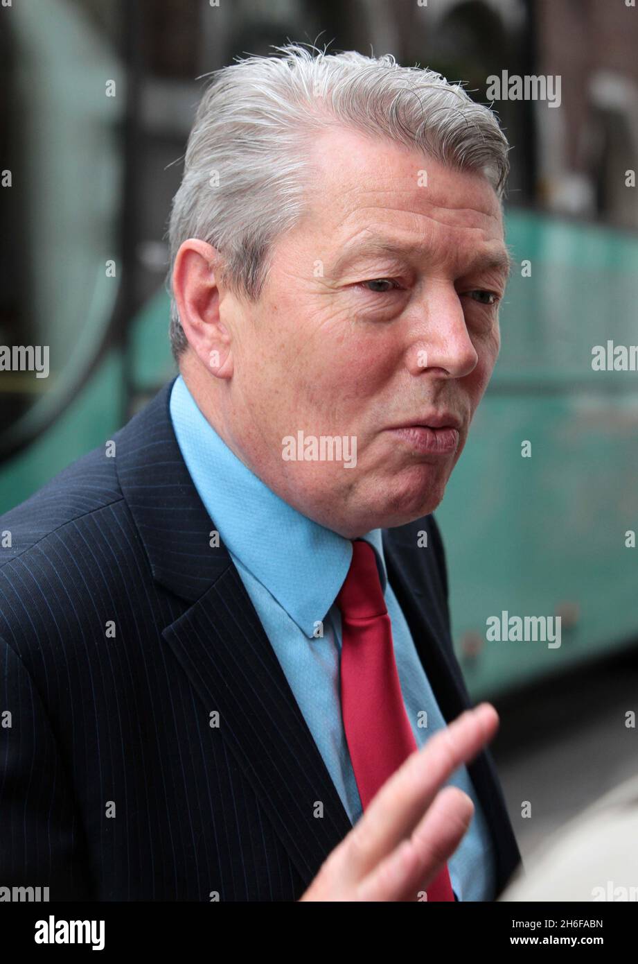 Health secretary alan johnson hi-res stock photography and images - Alamy