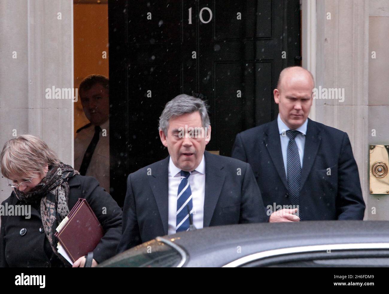 PM Gordon Brown pictured in the snow in Downing Street today Stock ...