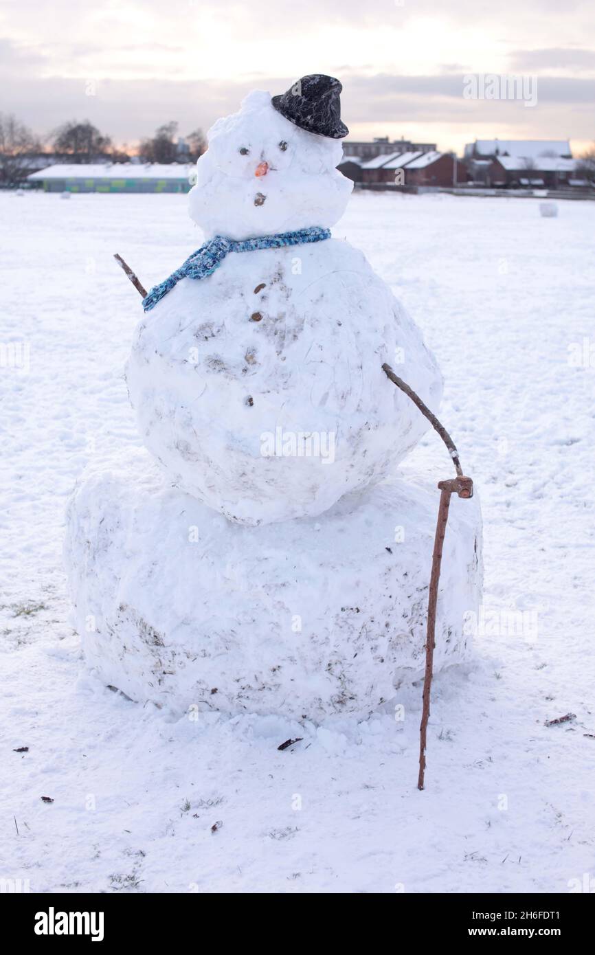 A snowman on Wanstead Flats, London this afternoon Stock Photo - Alamy
