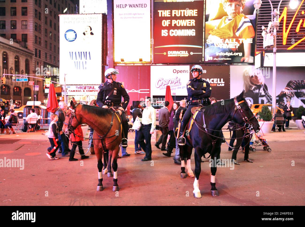 Police Officers in Times Square, New York City, USA Stock Photo - Alamy