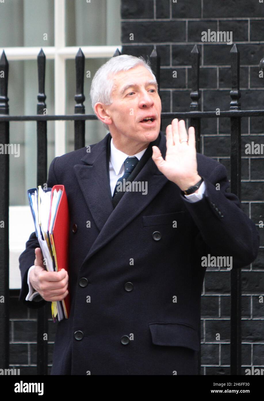 Jack straw arrives downing street hi-res stock photography and images ...