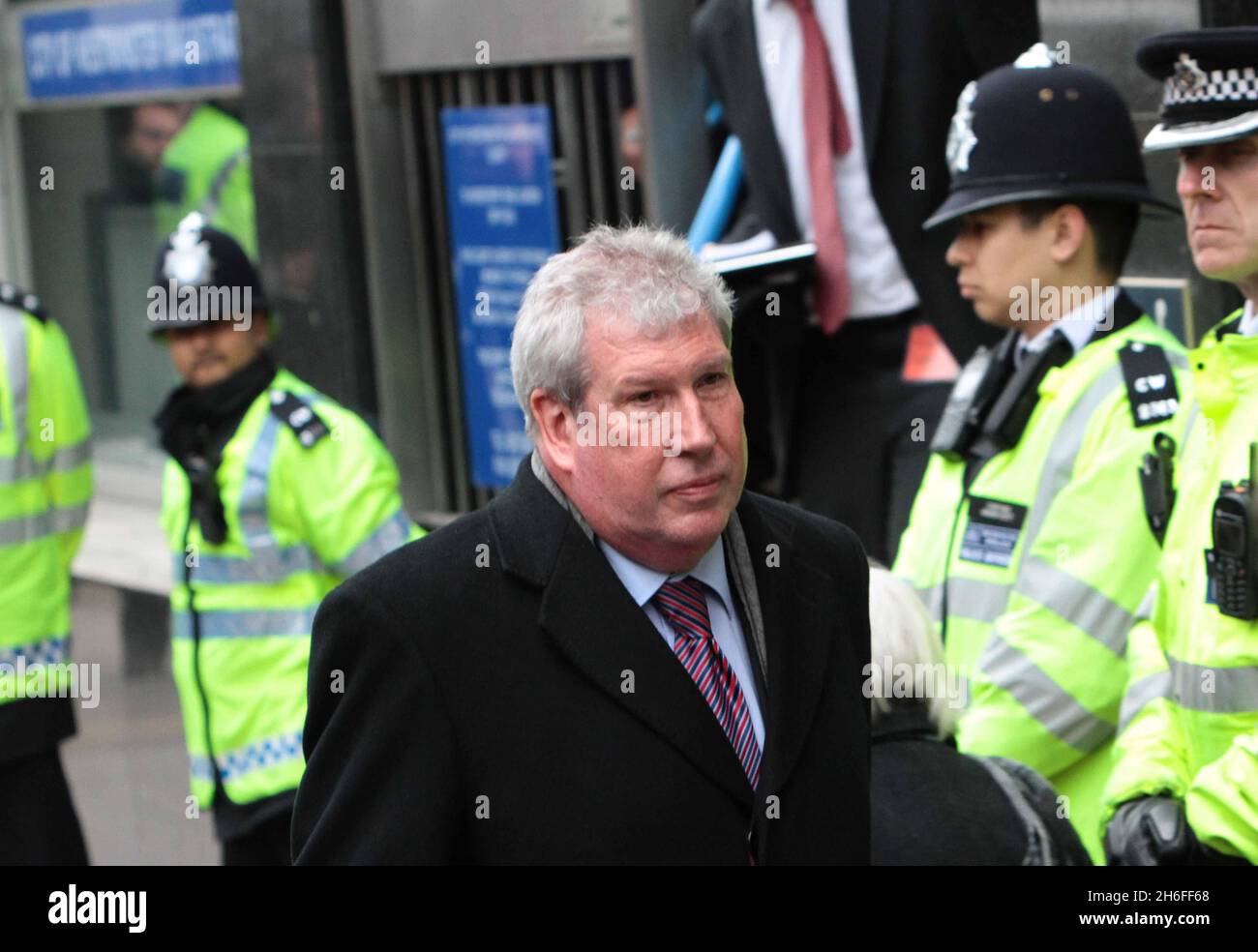 Leaving city magistrates court hi-res stock photography and images - Alamy