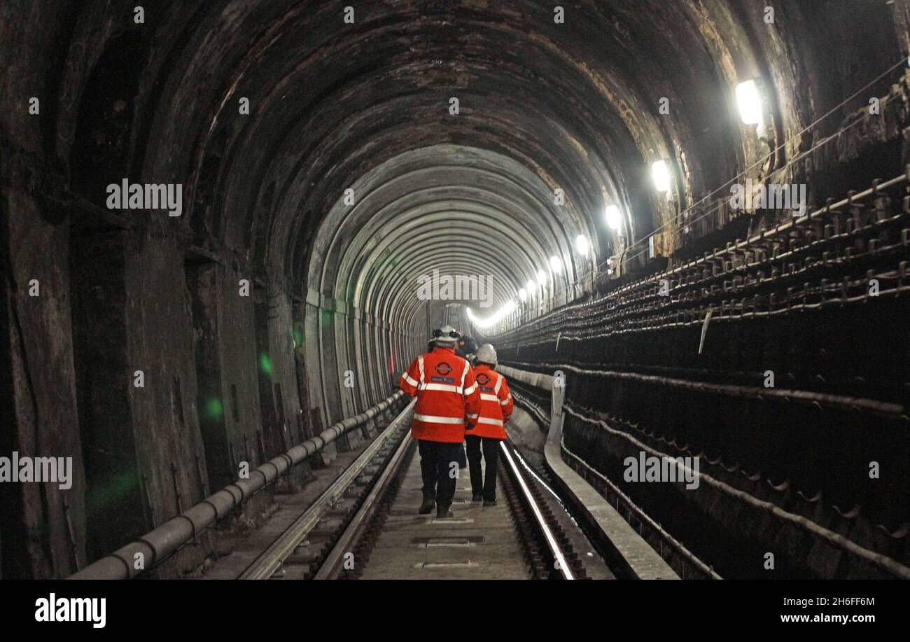 The Thames Tunnel, the brainchild of engineering geniuses Marc and ...