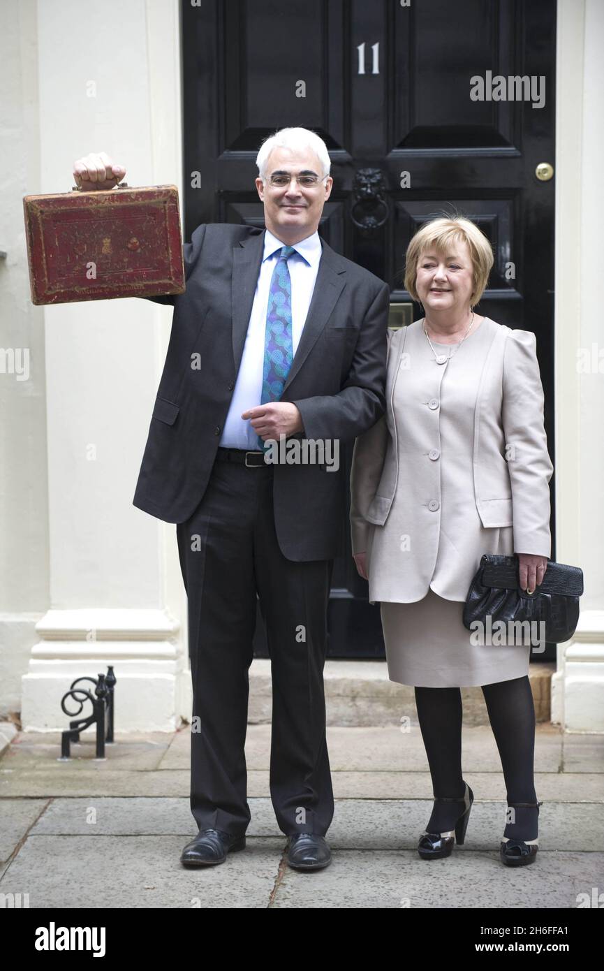 Chancellor Alistair Darling poses with his wife Margaret in Downing ...