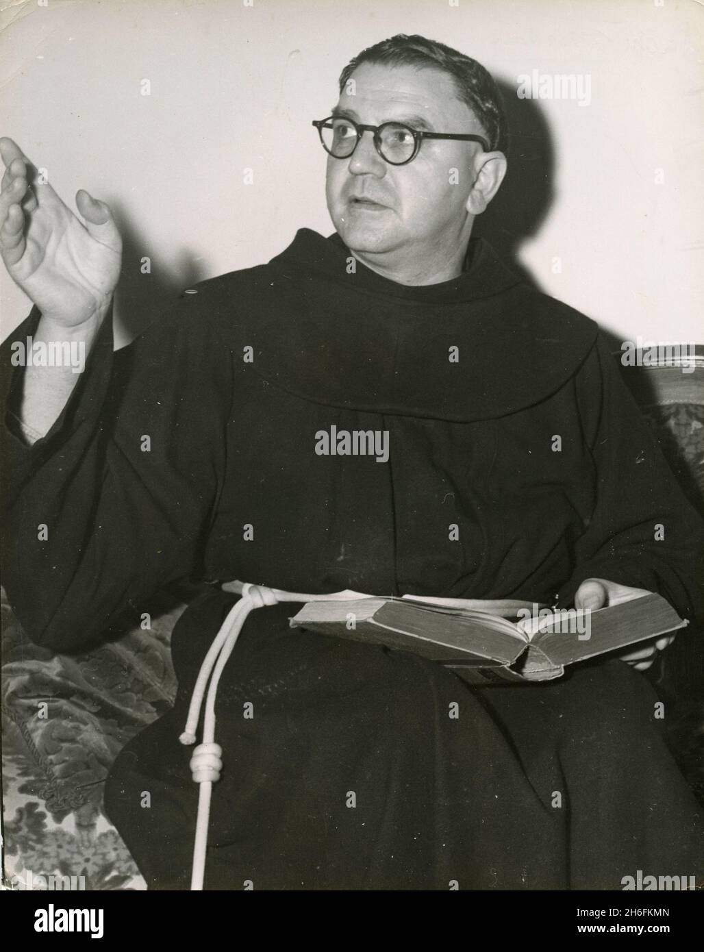 Catholic father hi-res stock photography and images - Alamy