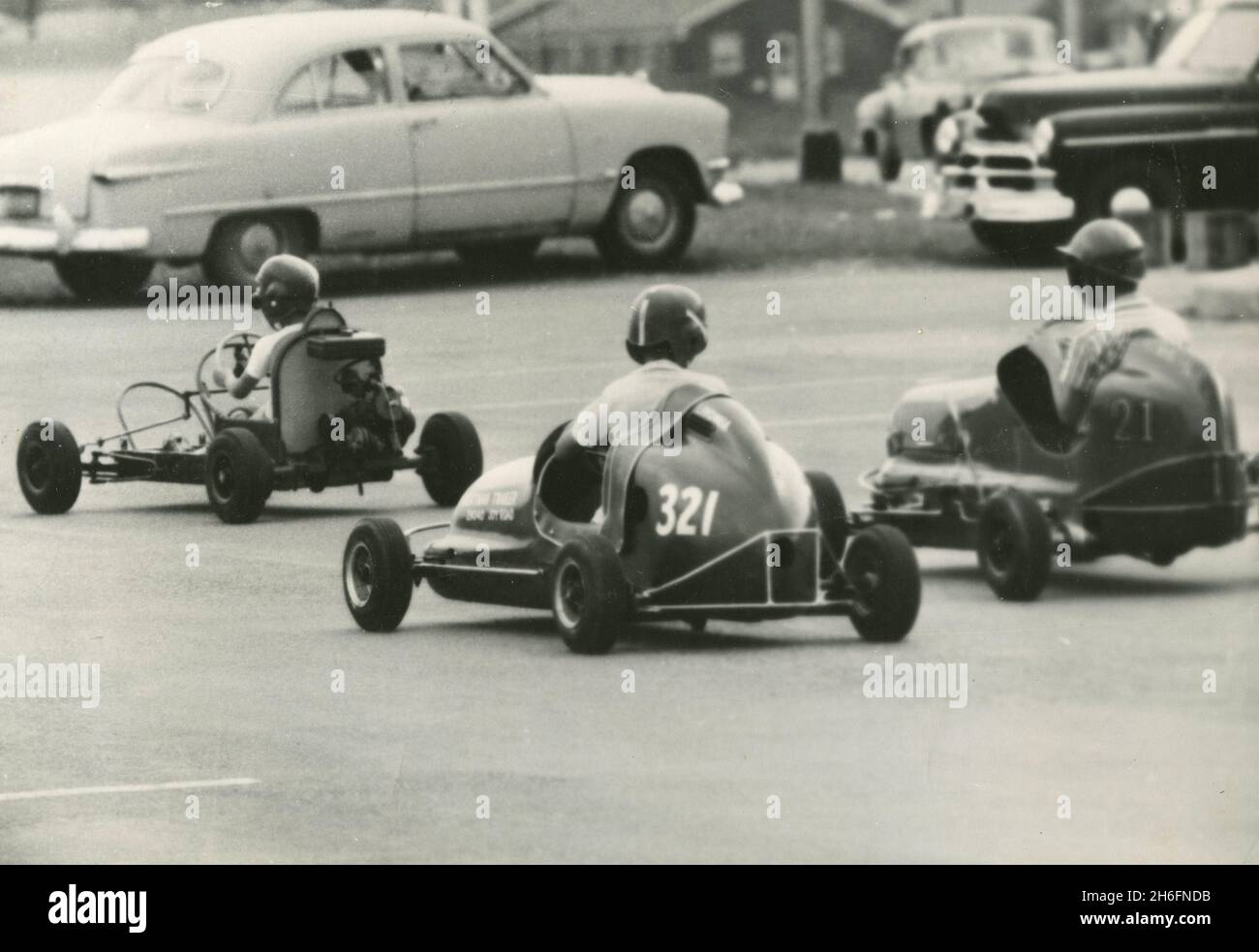 Midget hi-res stock photography and images - Alamy