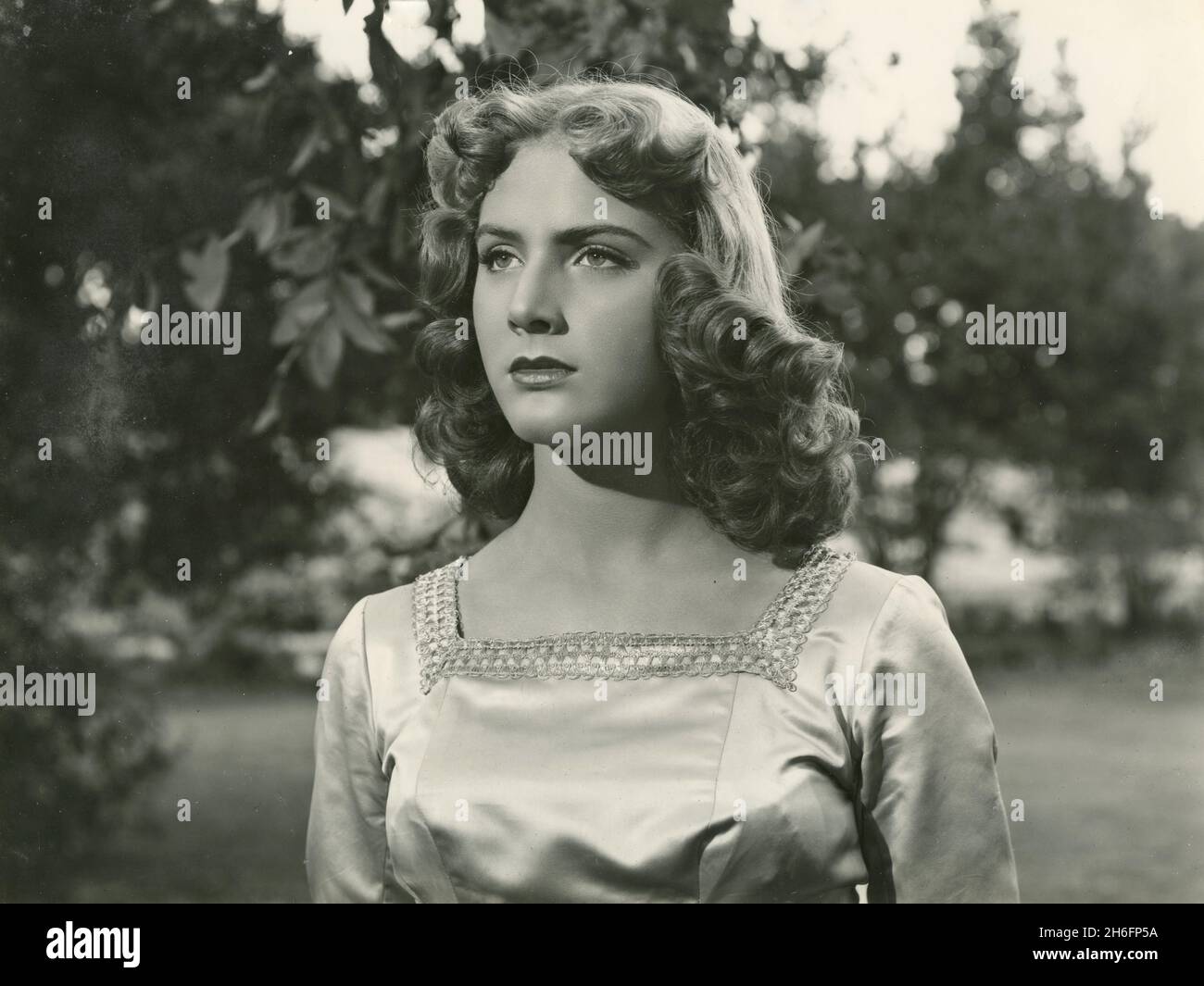 Italian film actress Leonora Ruffo in the movie The Wonderful ...