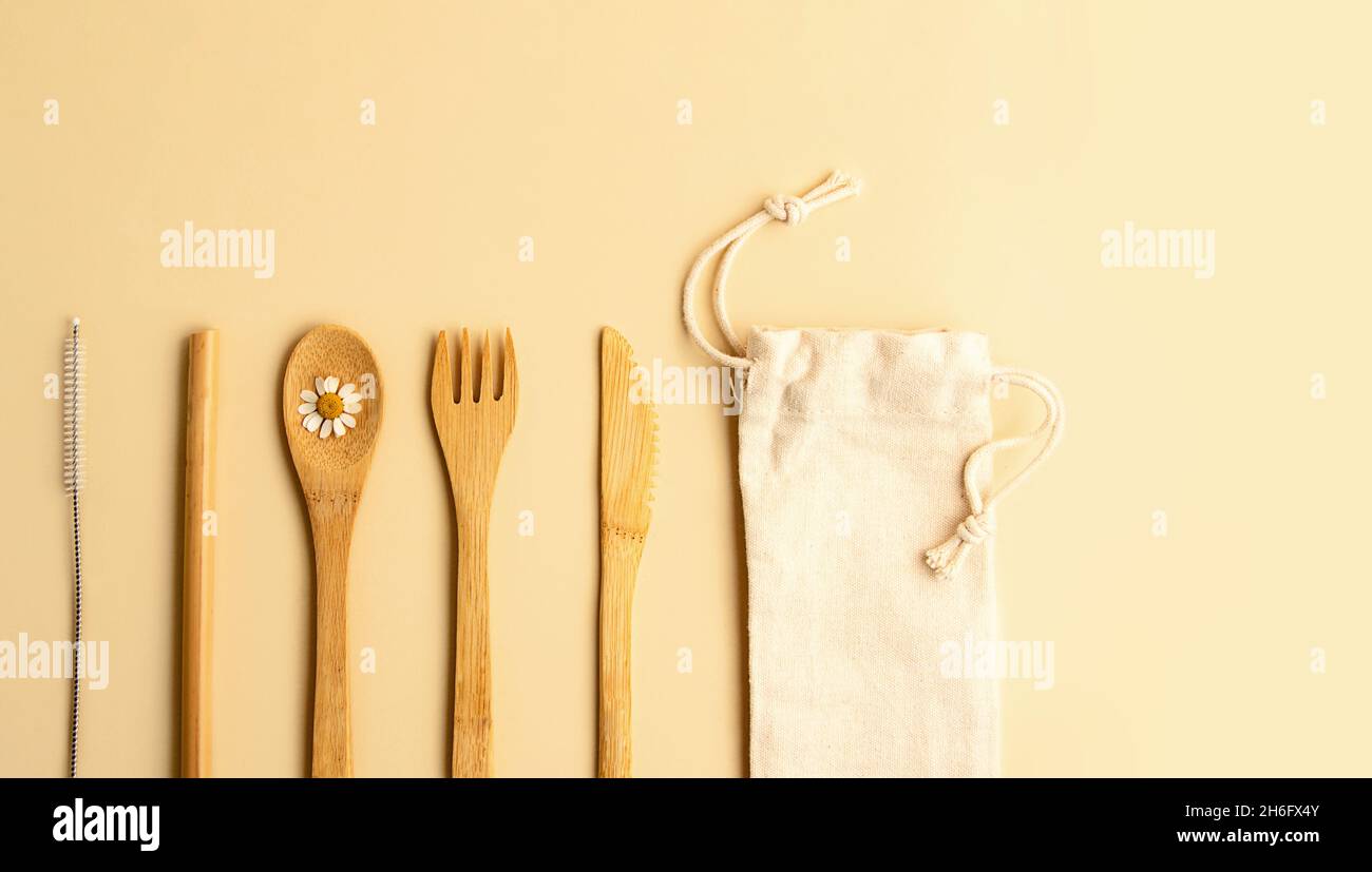Top view of eco friendly cutlery set on the pastel background.Zero ...