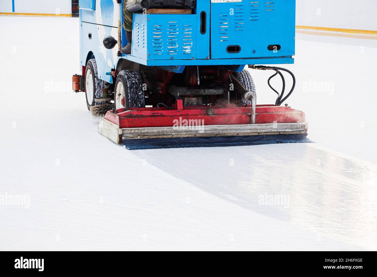 Ice Cleaning Machine For Hockey at James Marts blog