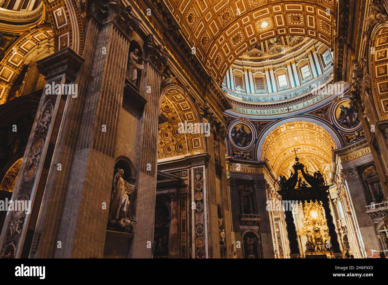 Inside Saint Peter basilica of the Vatican City Stock Photo - Alamy