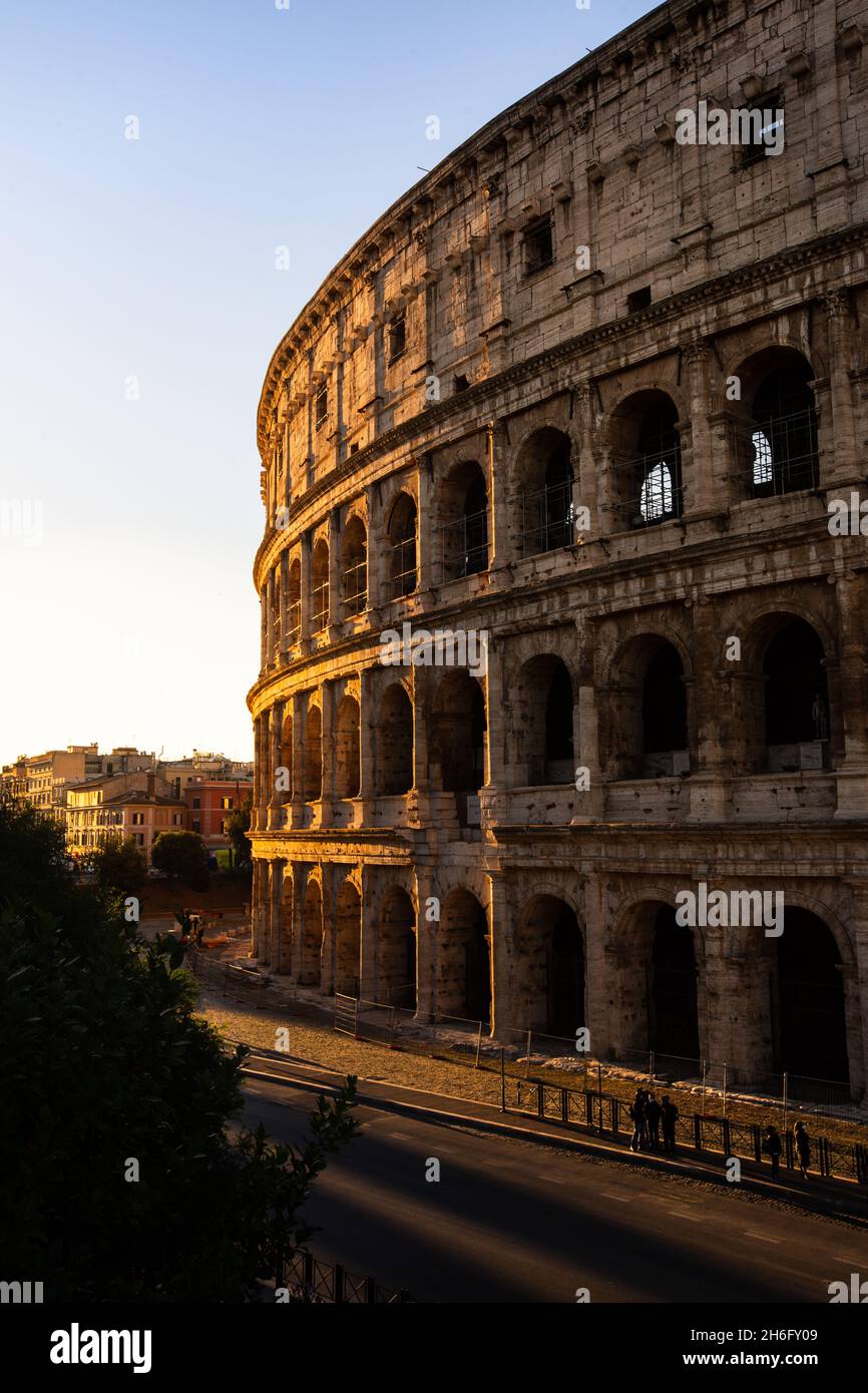 View of the Colosseo Romano (Roman Coliseum) in Roma, Lazio, Italy ...