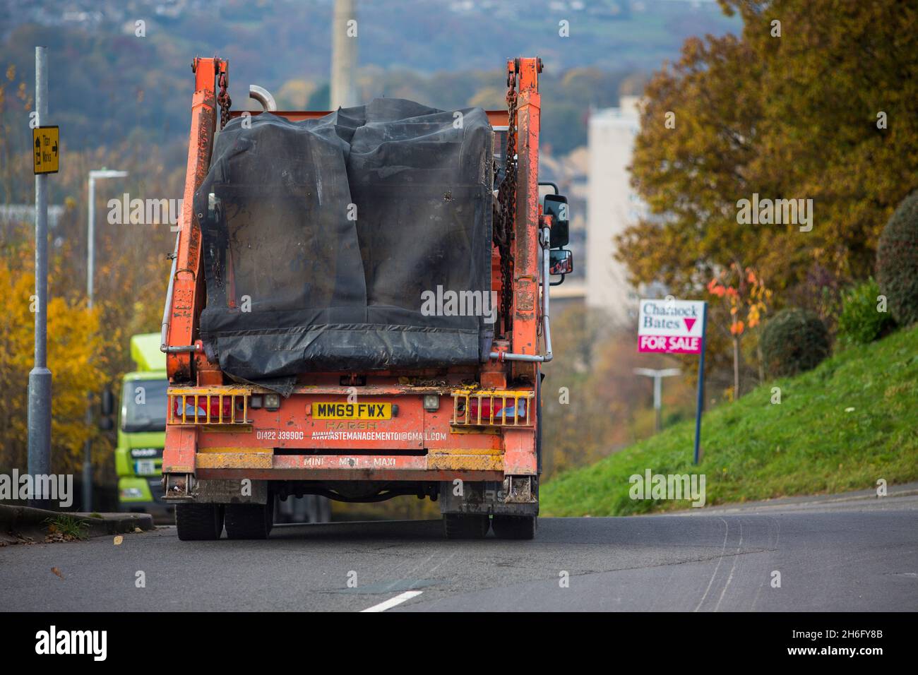 Skip Lorry High Resolution Stock Photography and Images - Alamy