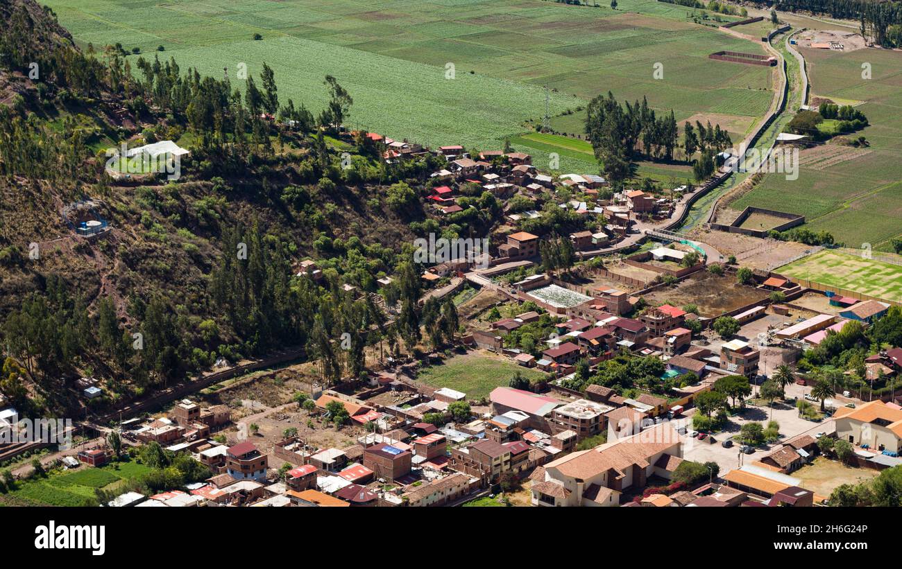 Andean Town around high way in valley - Urubamba Peru Stock Photo - Alamy