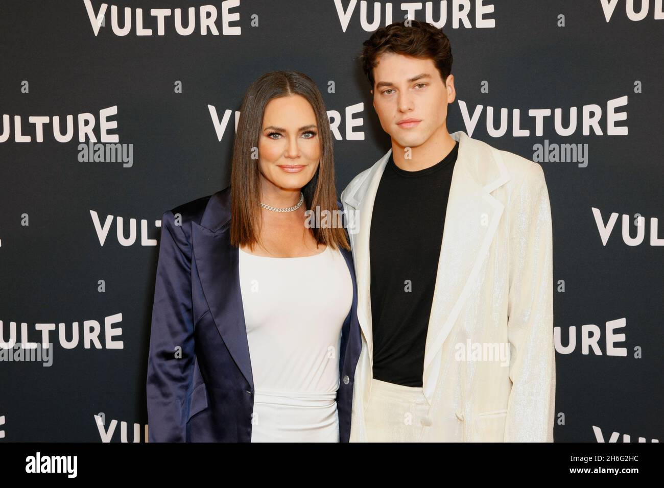 Los Angeles, CA. 14th Nov, 2021. Meredith Marks and Brooks Marks attend ...