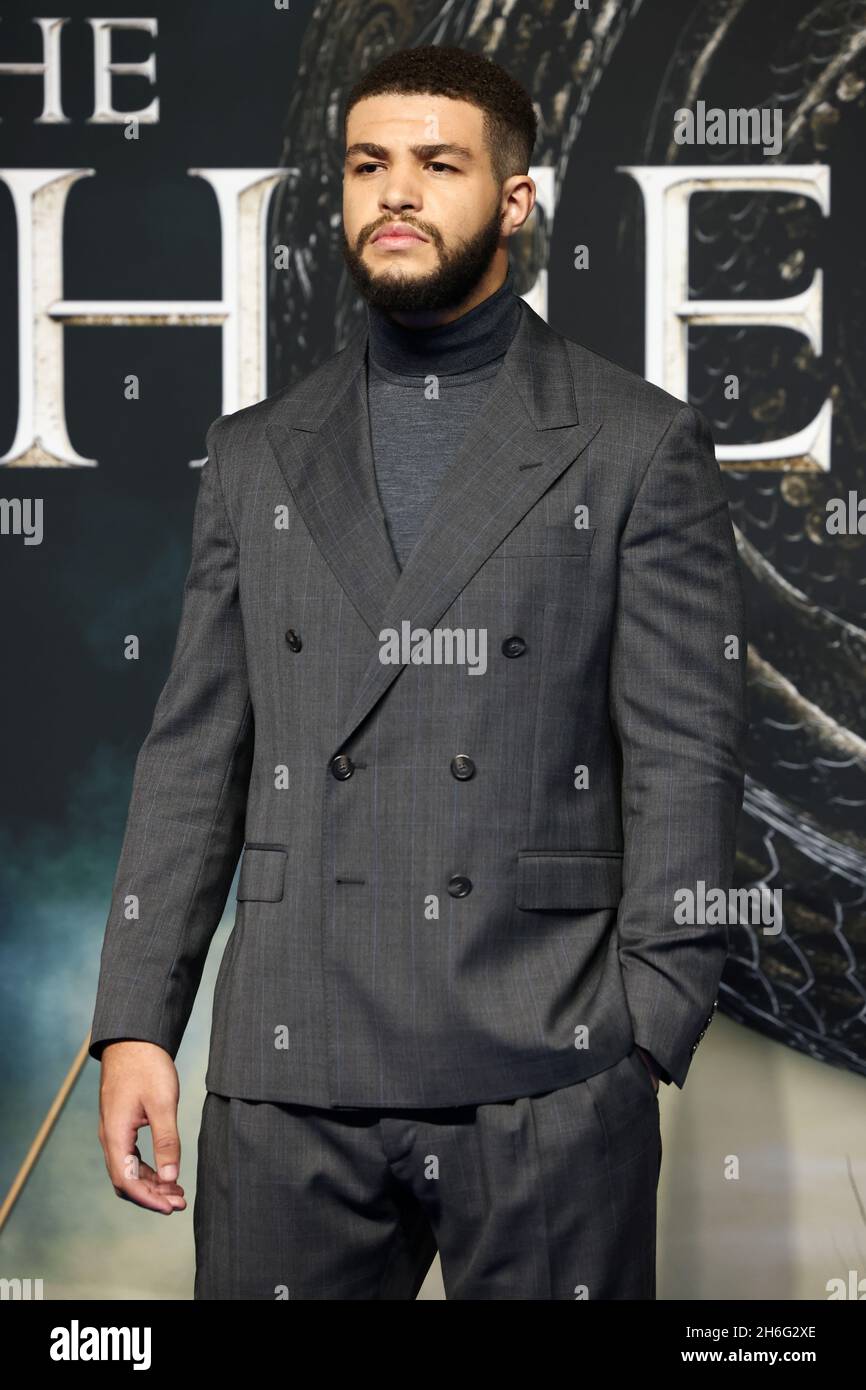 Wheel of time cast hi-res stock photography and images - Alamy