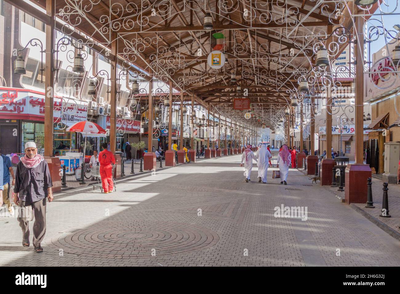Kuwait city old souk hi-res stock photography and images - Alamy