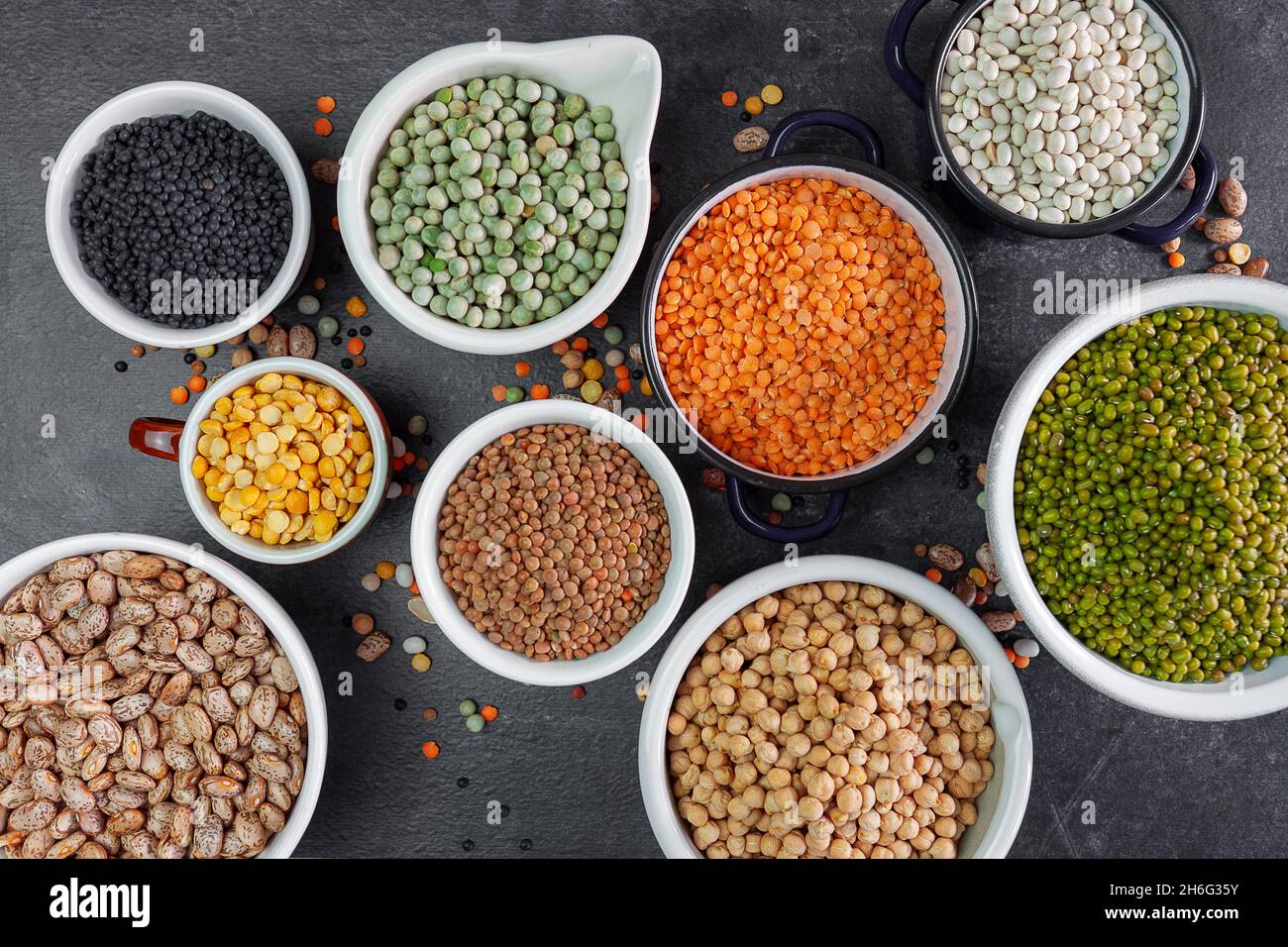 Lentils legumes pea hi-res stock photography and images - Alamy