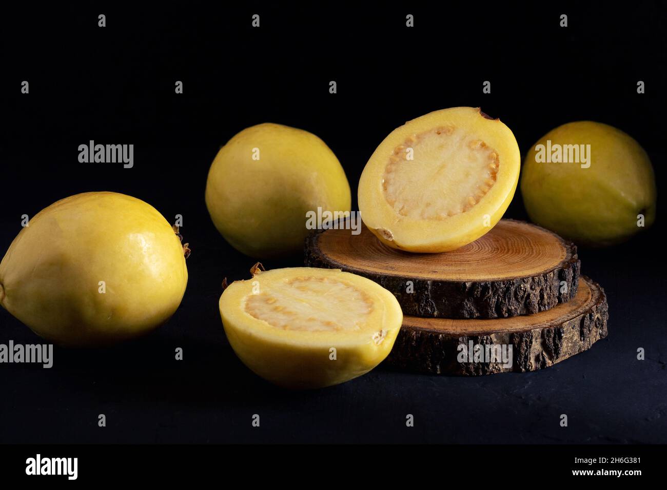 Black guava hi-res stock photography and images - Alamy