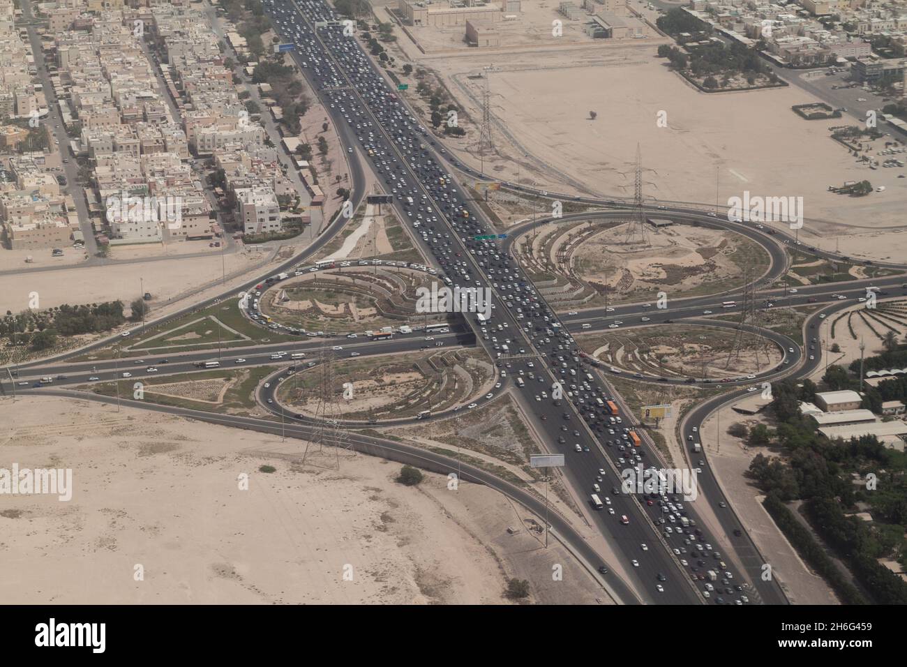 Car desert kuwait hi-res stock photography and images - Alamy