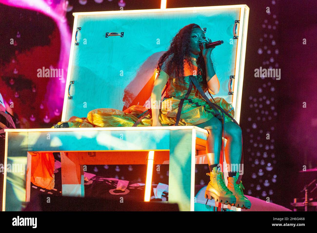 Solana rowe hi-res stock photography and images - Alamy