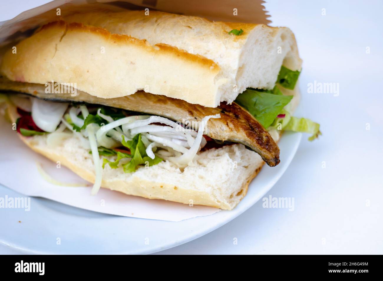 Balik Ekmek, Turkish fish sandwitch with mackerel, a popular street ...