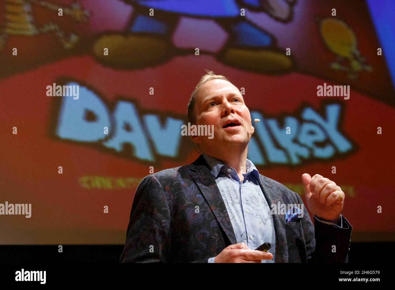 Captain underpants hi-res stock photography and images - Alamy