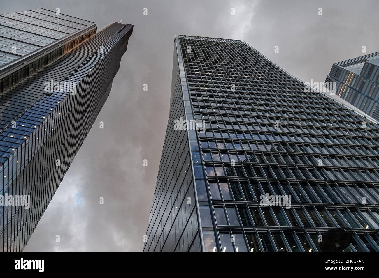 100 Bishopsgate skyscraper and Heron Tower, 110 Bishopsgate buildings ...