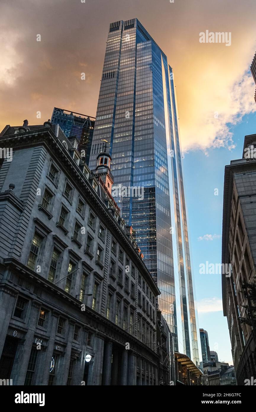22 Bishopsgate, Twentytwo, skyscraper in the City of London, England ...
