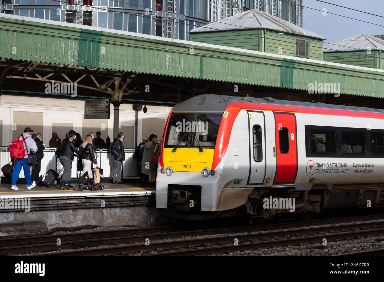A platform cardiff central station hi-res stock photography and images ...