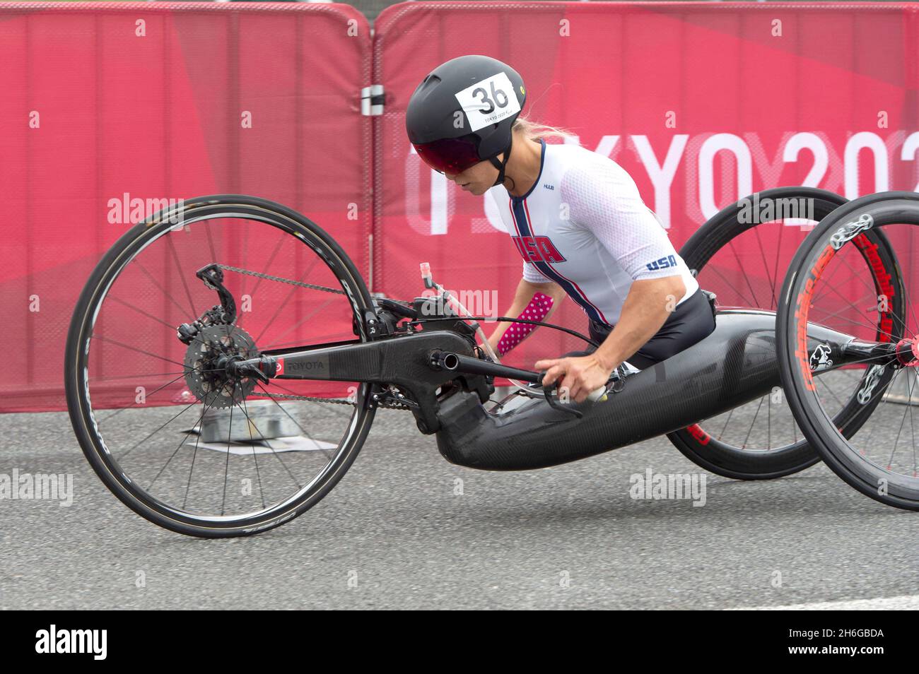 Hand cycling hi-res stock photography and images - Alamy