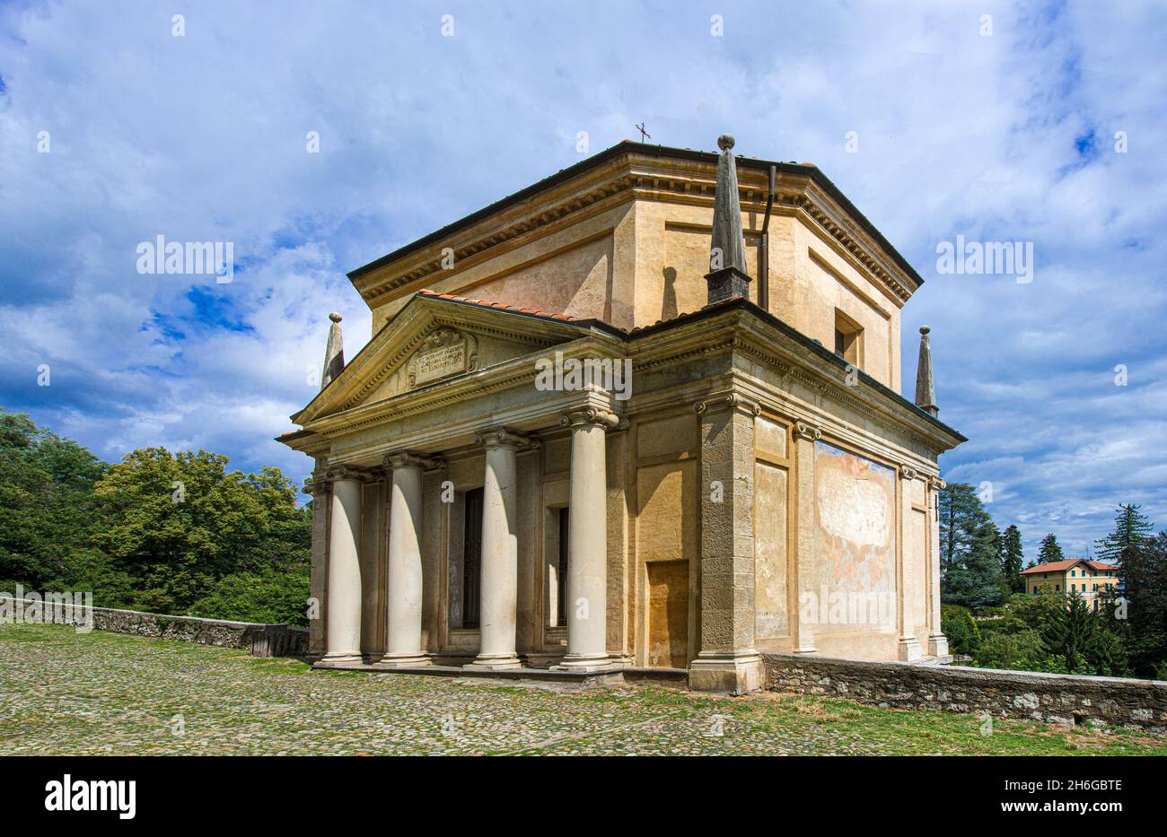 Second chapel on the pilgrimage to the Sanctuary of Santa Maria del ...