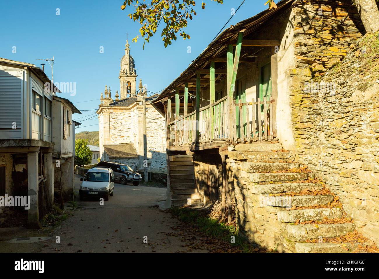 Castañar de Hermisende, Zamora Stock Photo - Alamy