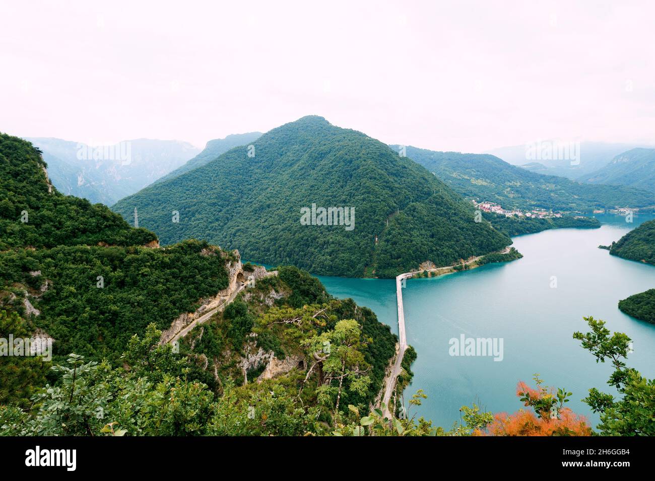 Mountain ranges over Lake Piva. Montenegro Stock Photo - Alamy