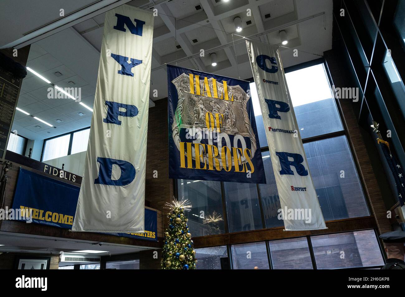 New York, New York, USA. 15th Nov, 2021. Decorations seen during ...