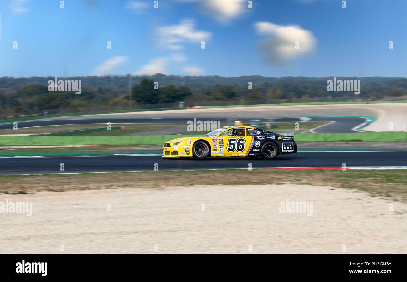 Car racing motor hi-res stock photography and images - Alamy