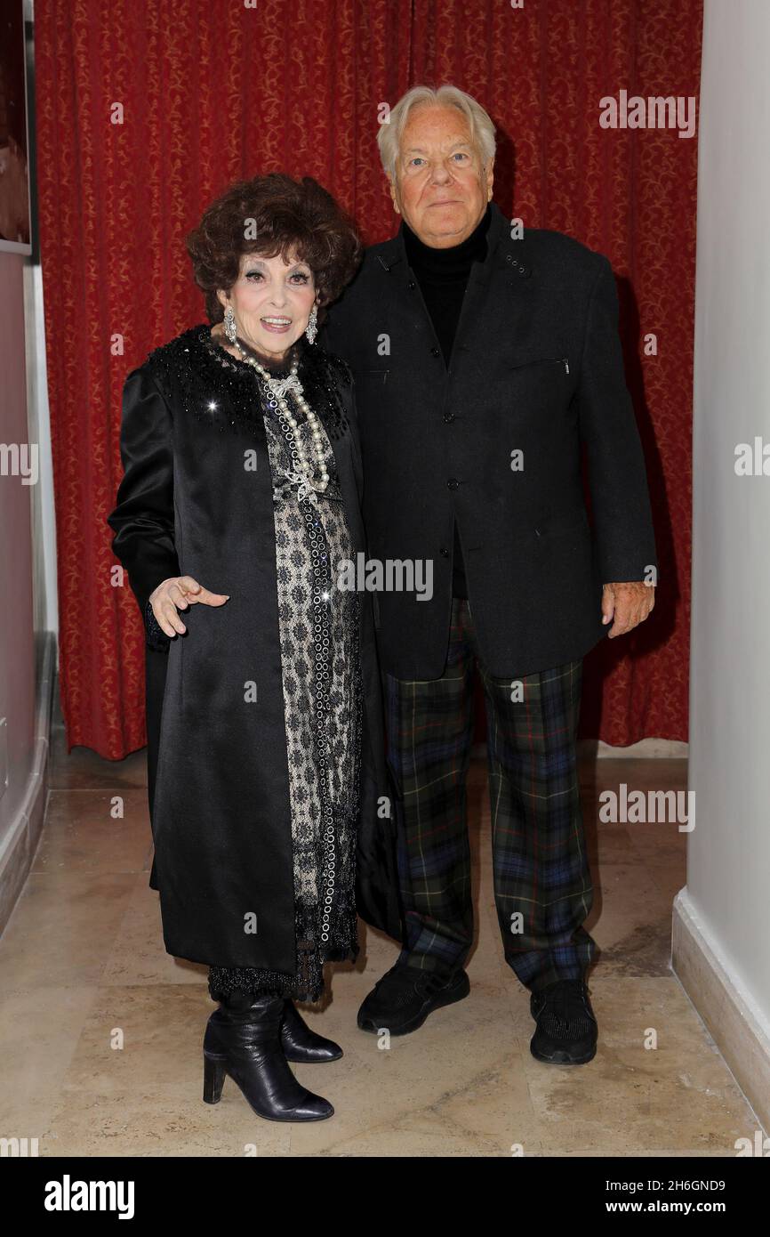 Massimo garcia hi-res stock photography and images - Alamy