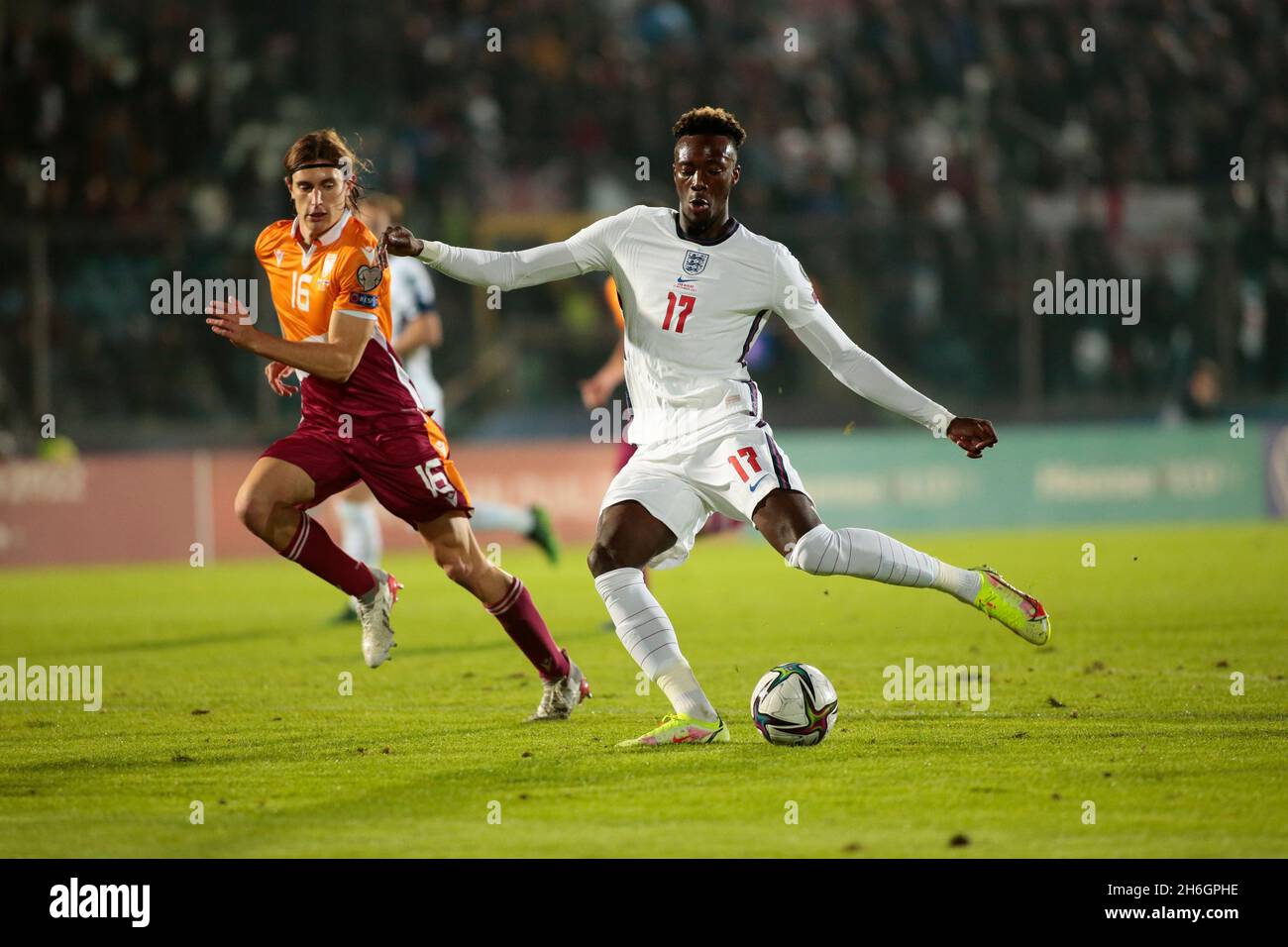 Tammy abraham england hi-res stock photography and images - Alamy