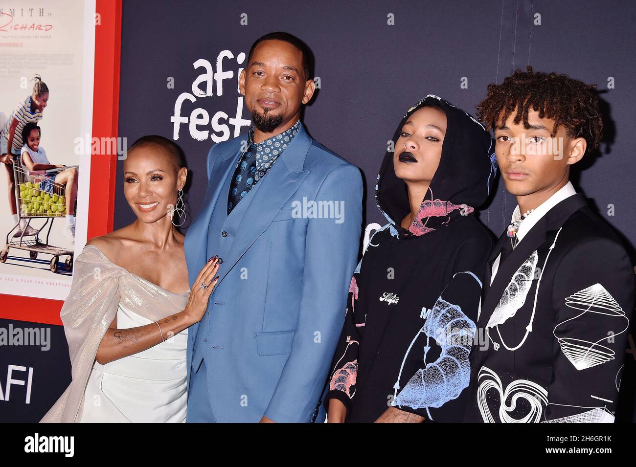 HOLLYWOOD, CA - NOVEMBER 14: (L-R) Jada Smith, Will Smith, Willow Smith ...