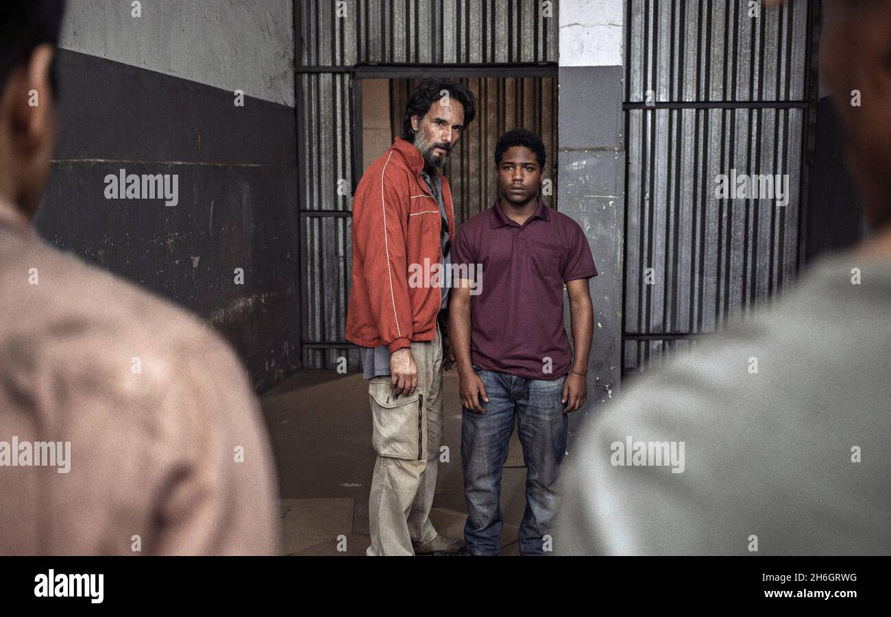 7 PRISONERS, (aka SEVEN PRISONERS, aka 7 PRISONEIROS), from left ...