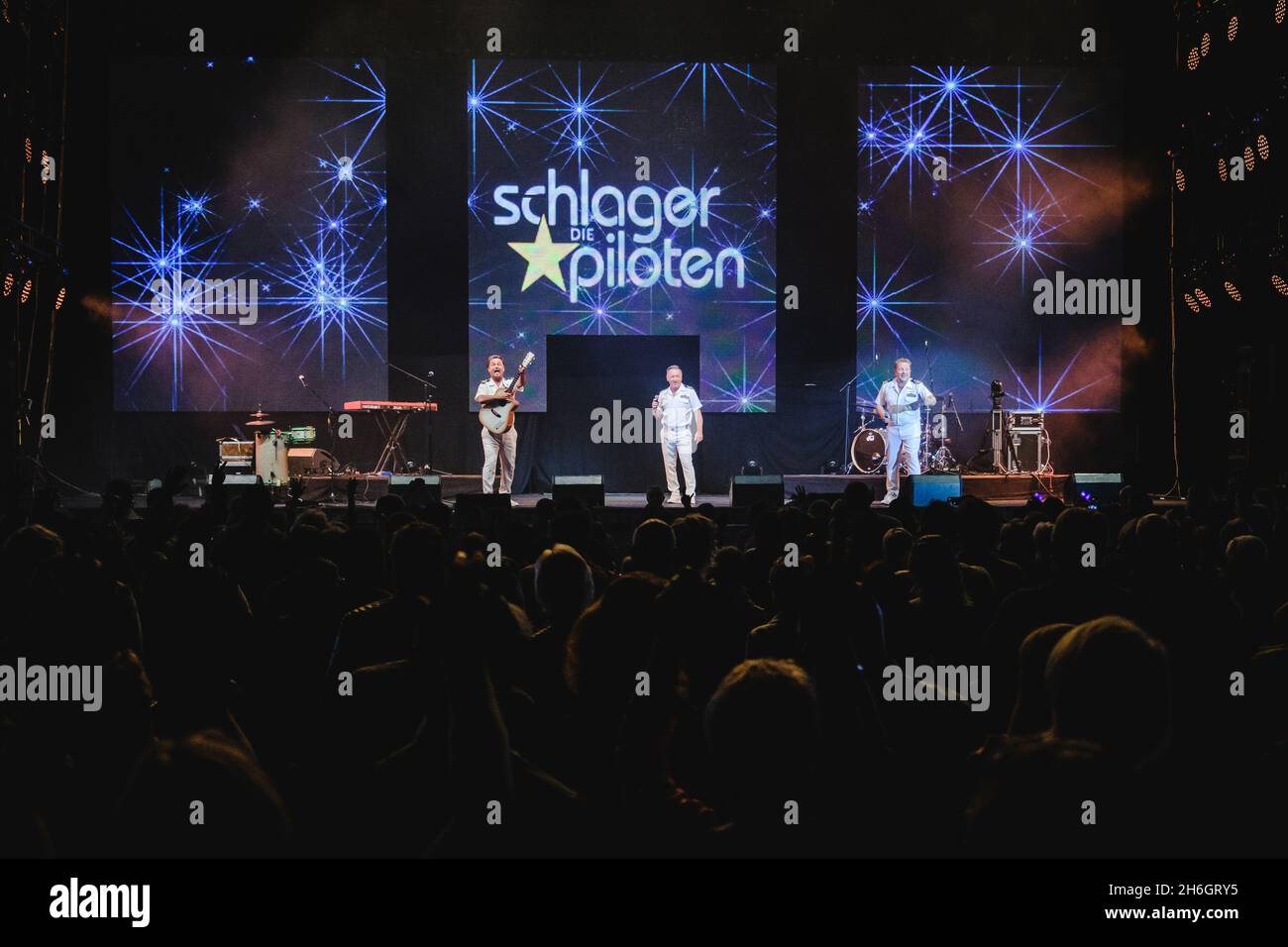 Schlager band hi-res stock photography and images - Alamy