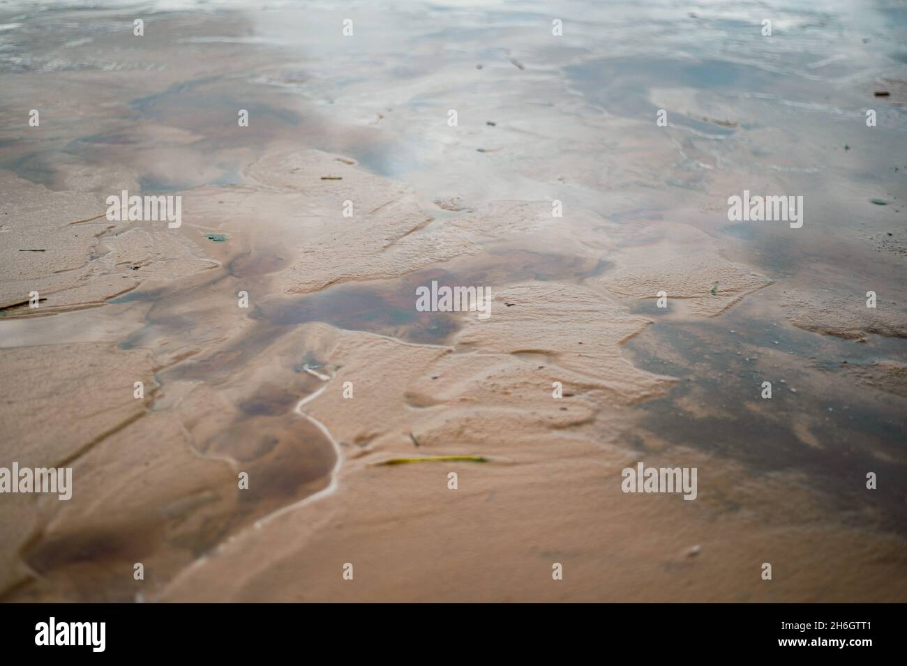 Shore texture hi-res stock photography and images - Alamy