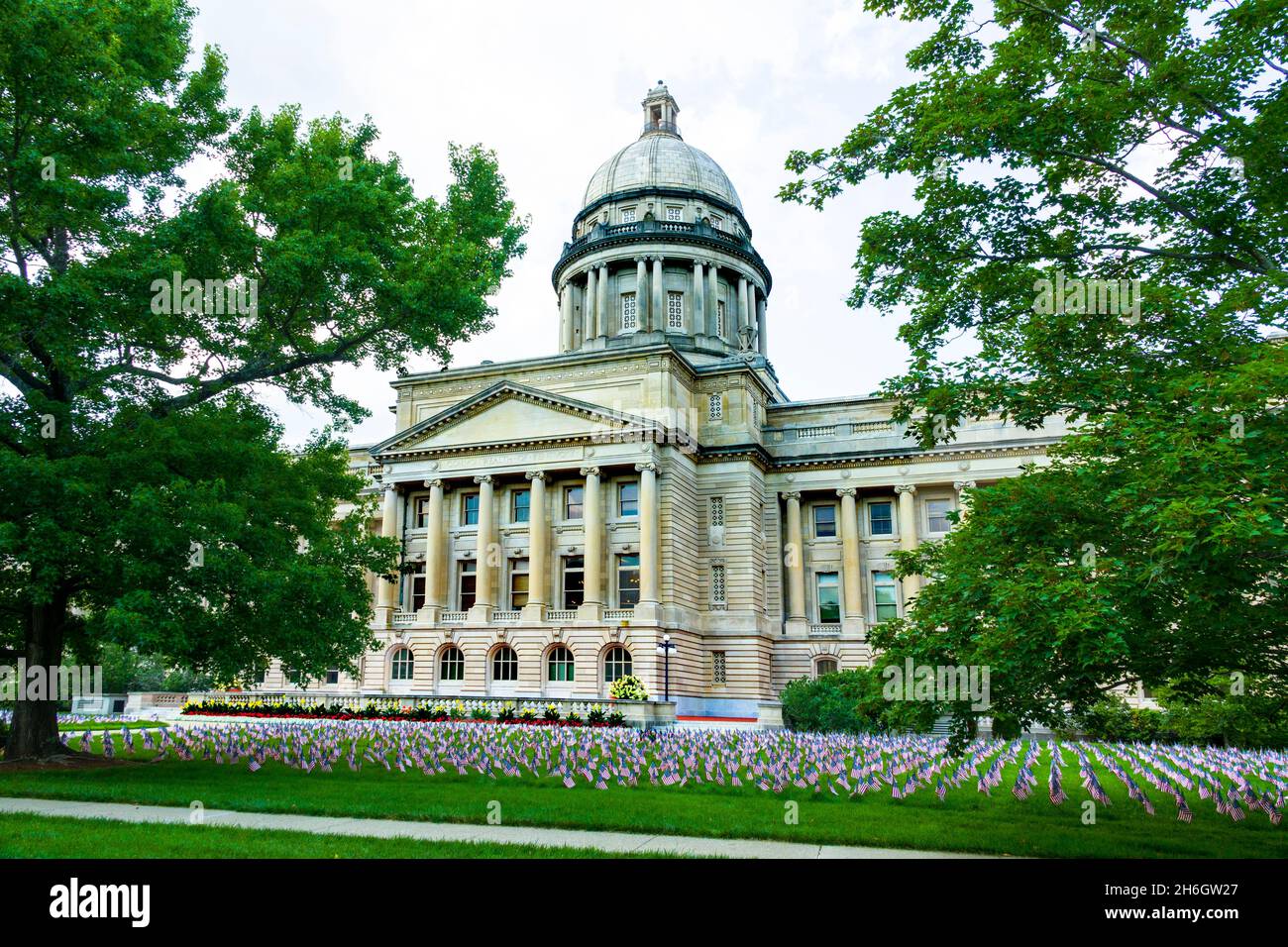 The state capitol building at Frankfort Kentucky KY Stock Photo - Alamy