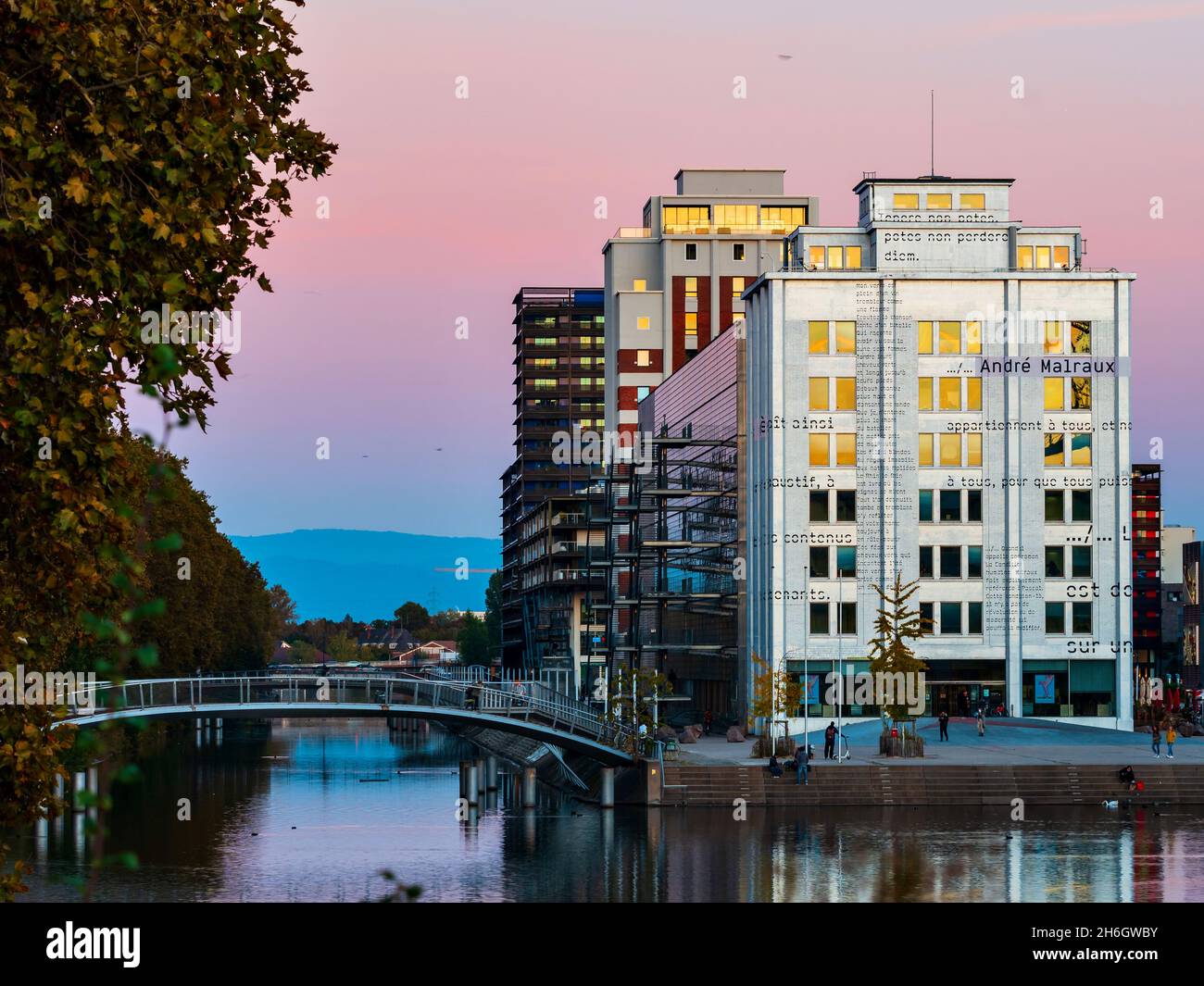 Majestic colors of the sky. Sunset in Strasbourg. Mediatek Malraux ...
