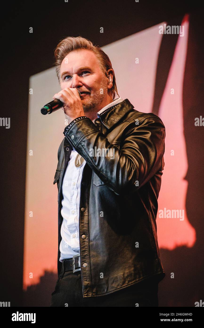 Nik p singer hi-res stock photography and images - Alamy