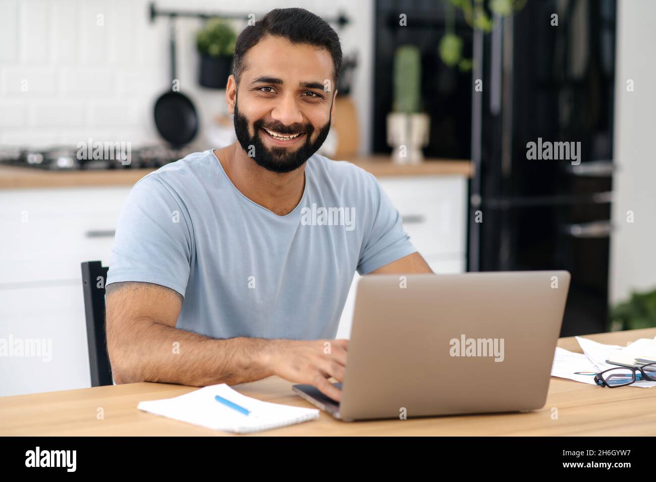Happy indian bearded business hi-res stock photography and images - Alamy